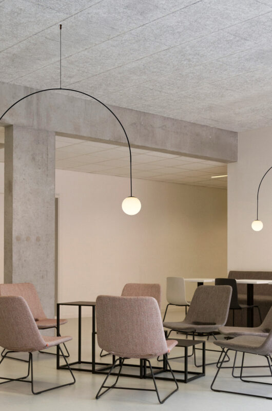 victor floor | tossB Lighting